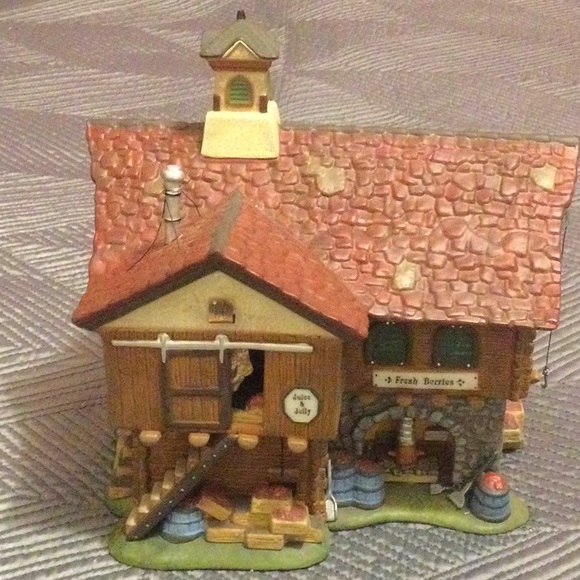 Department 56 | Accents | Department 56 The Cranberry House | Poshmark